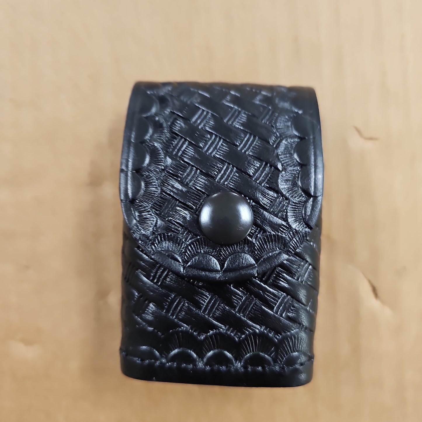 GLOVE/PAGER HOLDER: BLACK BASKETWEAVE LEATHER PAG-2 – GunCycle